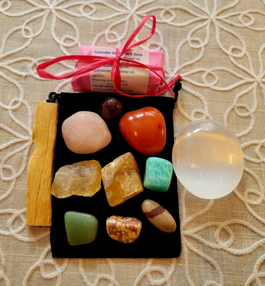 Intentional Crystal Pouches – Health, Wellness & Intuitive Guidance